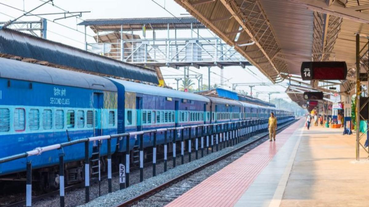 Pune: Special Trains Announced for Maha Kumbh Mela - PuneNow