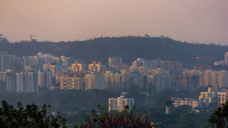 Pune: Weather turns cold, minimum temperature reaches 10.8 degrees ...